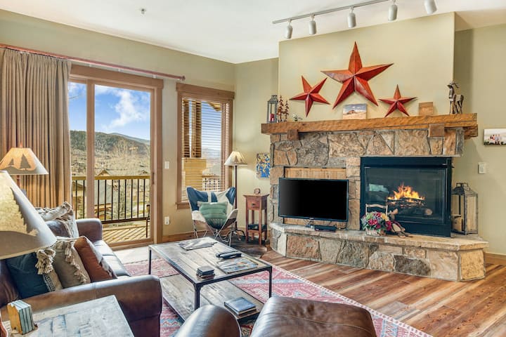 2br Mountainview | Pool | Hot Tub | Balcony - Steamboat Springs, CO