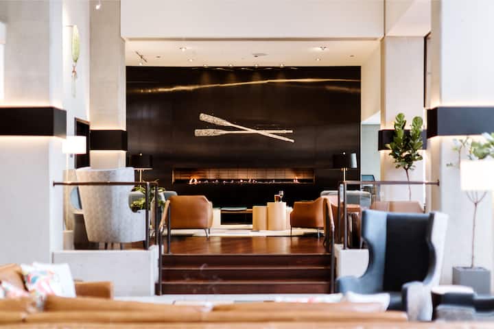 Lavish Deluxe Room | Prime Destination - Tacoma, WA