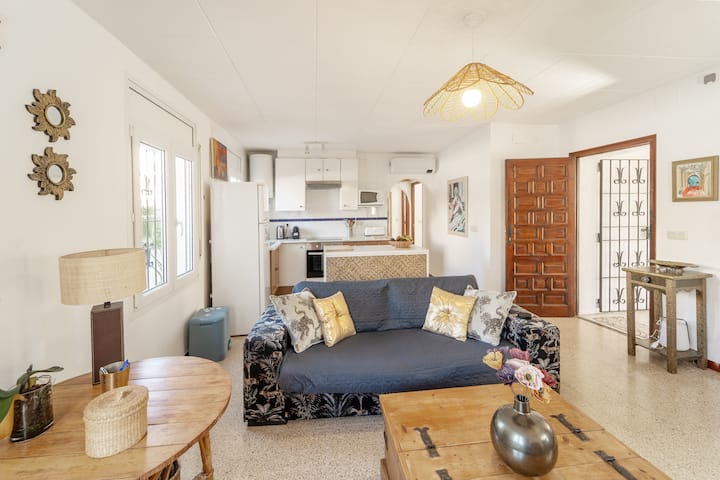 Cozy Home Near Canals W/ Patio & Bbq - Ampuriabrava