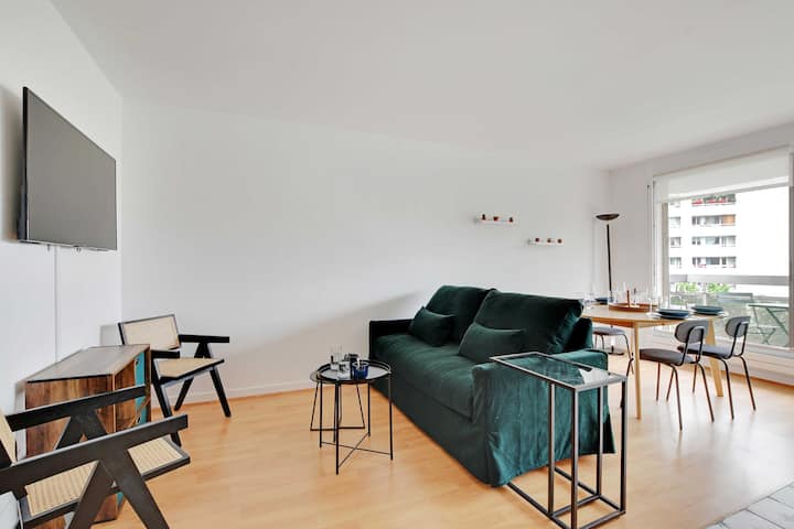 Elegant Appt Balcon Privatif 2bd/ 6p - Levallois - Asnières-sur-Seine