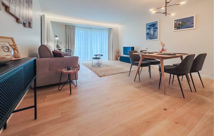 Nice Apartment In Oostende With Wifi - Ostende