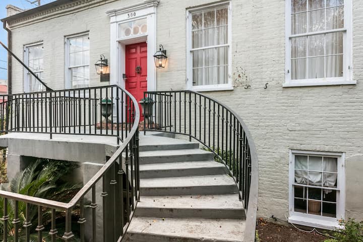 Wilkins Townhouse | 3/3 | Walk To Downtown - Natchez, MS