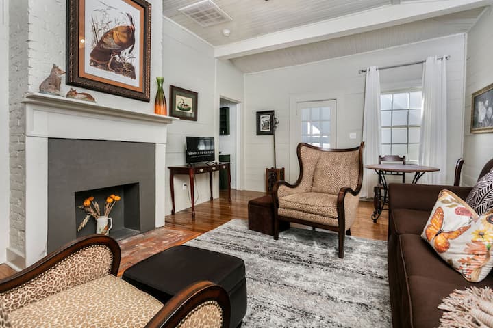 Sweet Auntie's | 1/1 | Walk To Downtown - Natchez, MS