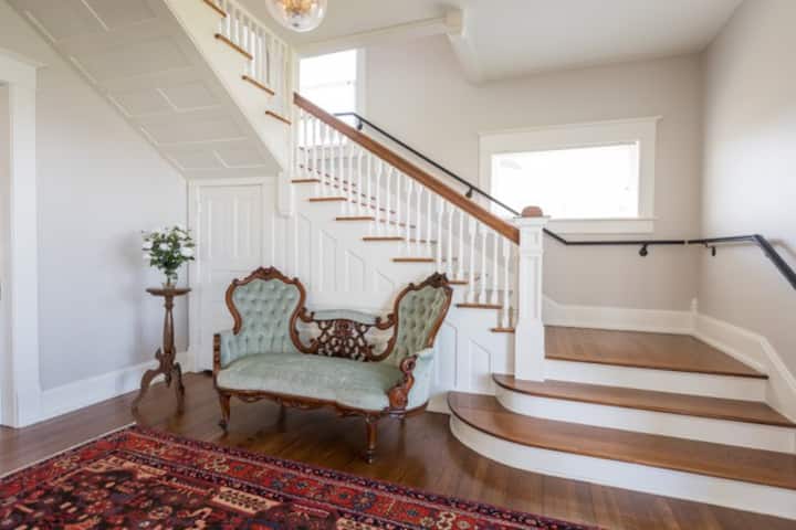 Clifton House - Big River North | Queen Suite - Natchez, MS