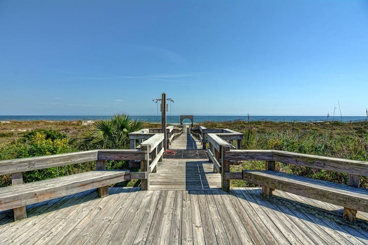 Epic Abode With Pool, Tennis, And Ocean Views! - Wrightsville Beach, NC