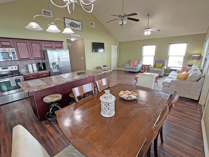 Knot Workin - Boat Access - Island Realty - Grand Isle, LA