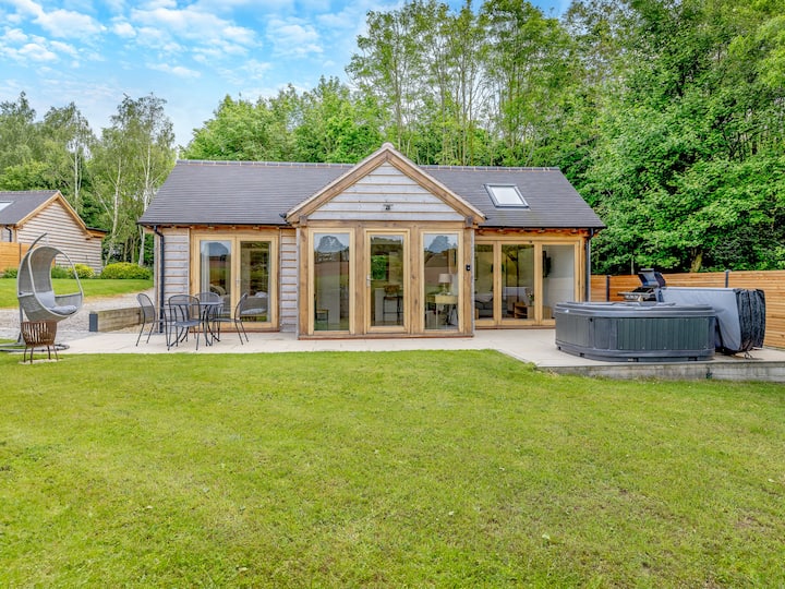 Loxford Lodge - Uk47304 - Uttoxeter