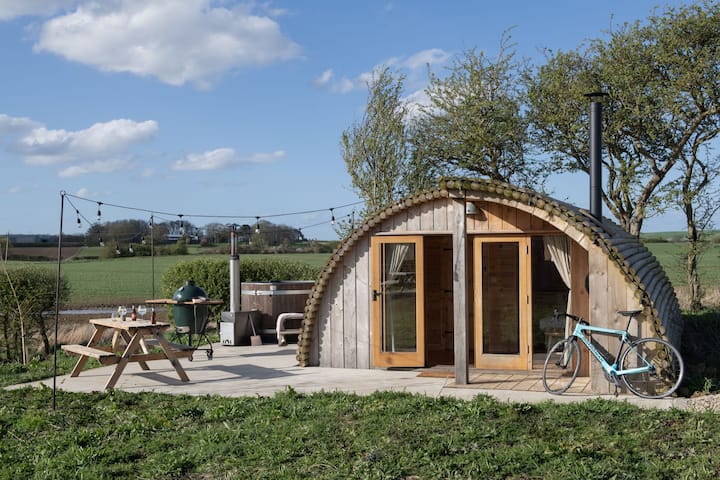 Deluxe Scandi Pod | Xl Hot Tub | Best View On Site - Filey