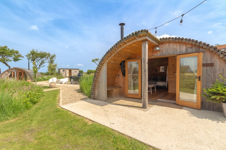 Luxury Pod W/ Private Garden | Couples Or Families - Filey