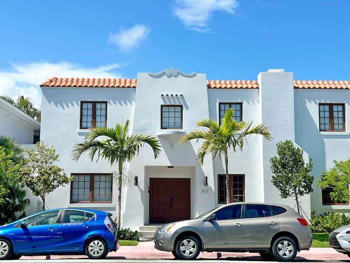 6bdrm Villa W/pool & Parking Heart Of South Beach - South Beach, FL