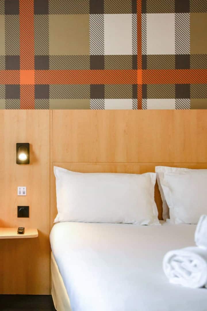 Small Double Room In Heart Of Nice - Nice