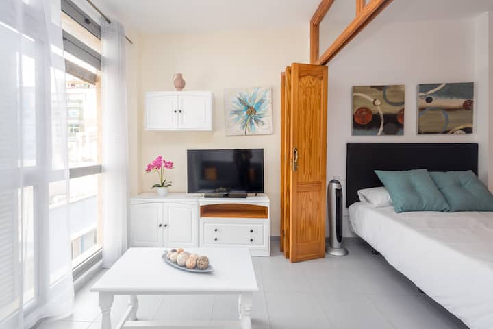 Las Canteras Cozy Apt - 2 Min Walk To Beach - Las Palmas de Gran Canaria, Espagne