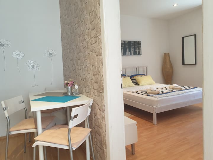 A-22935-a Appartement D'une Chambre Avec Le Balcon - Novi Vinodolski