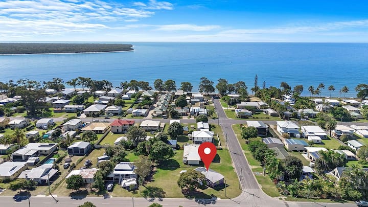 The Purple Cottage - Burrum Heads - 2 Bedrooms - Burrum Heads