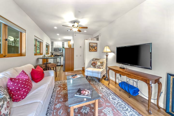 12 Oaks - A Cozy Carmel Escape | 30-days - 卡梅爾海