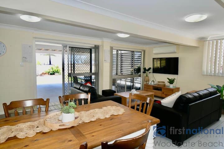 Seaside Serenity On The Esplanade Duplex - Woodgate