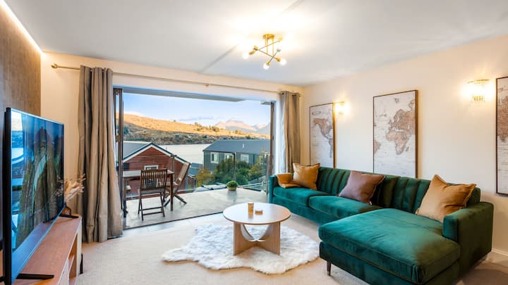 The Nugget-free Parking-direct Lake Access - Queenstown