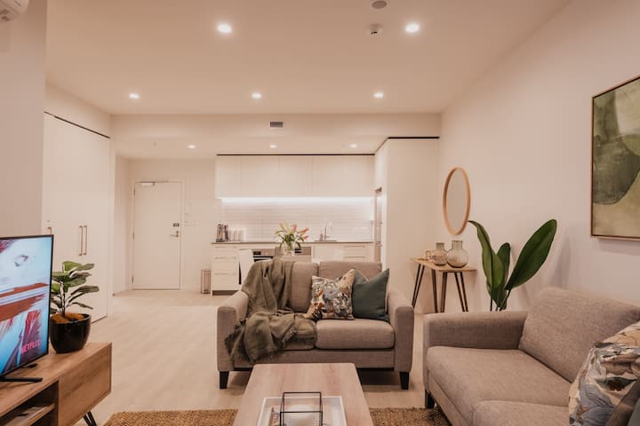 Serene Spaces On Tuam - 2-bedroom Apartment - Christchurch