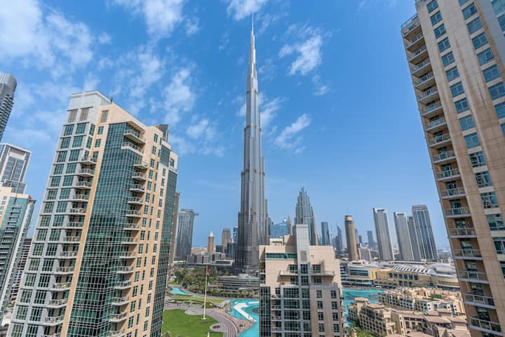 2 Br Downtown | Infinity Pool | Burj Khalifa View - Dubai