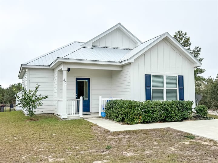 Blue Chair By The Bay 2br/2ba With Pool! - Carrabelle, FL