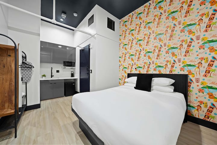Neon Elm Hotel – Studio Retreat Near Balboa Park - Kensington - San Diego