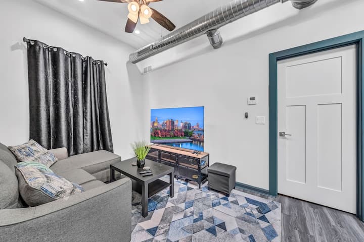 4 Bed 4 Full Bath + In-unit Washer/dryer+parking𓆉 - Buffalo, NY