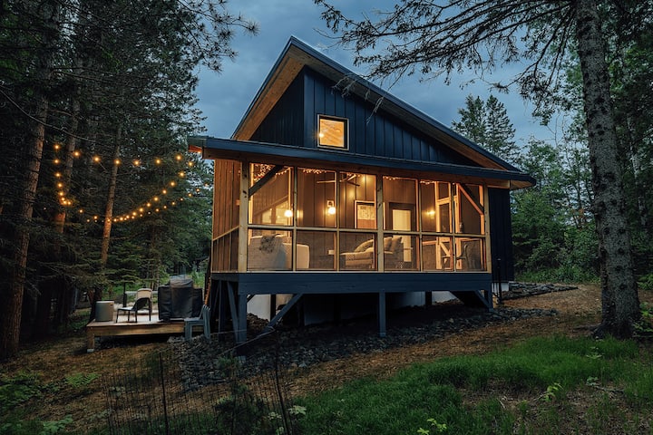 Cabin & Treehouse By Jay Cooke State Park / Duluth - Minnesota
