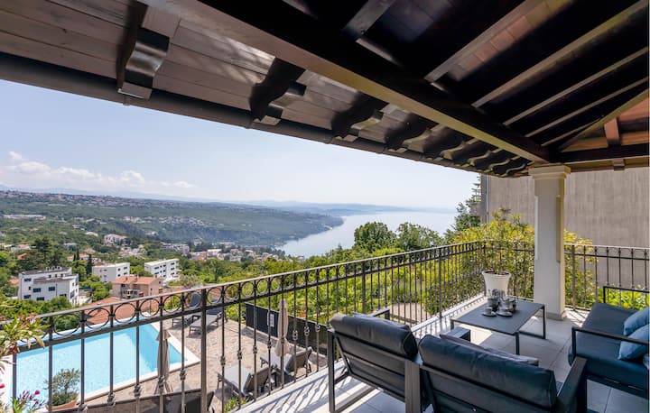 Lovely Home In Opatija - Opatija