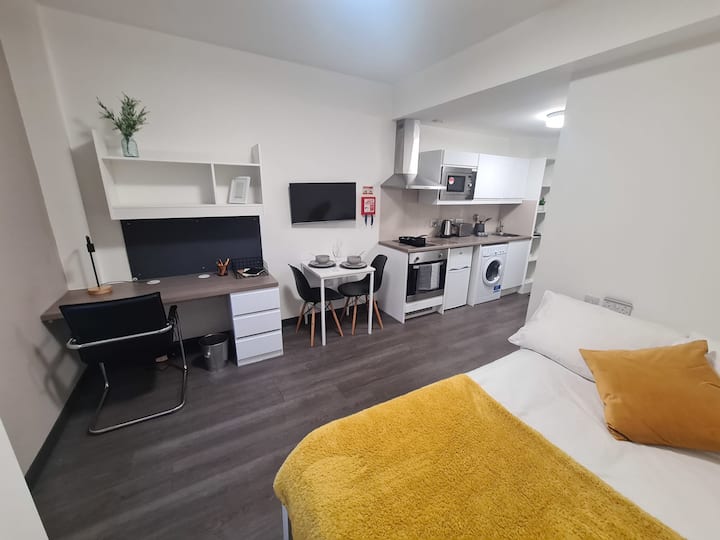 Chic Studio Near Universities In Newcastle - Newcastle upon Tyne