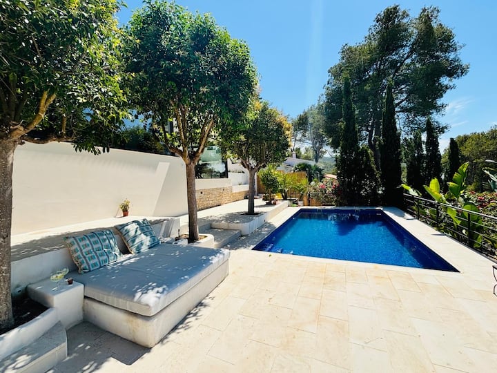 Sitges Hills: 6 Bed With Pool - Sitges