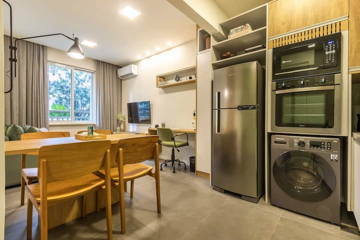 Ipanema, Seu Apê Entre A Praia E A Lagoa. - Brazil