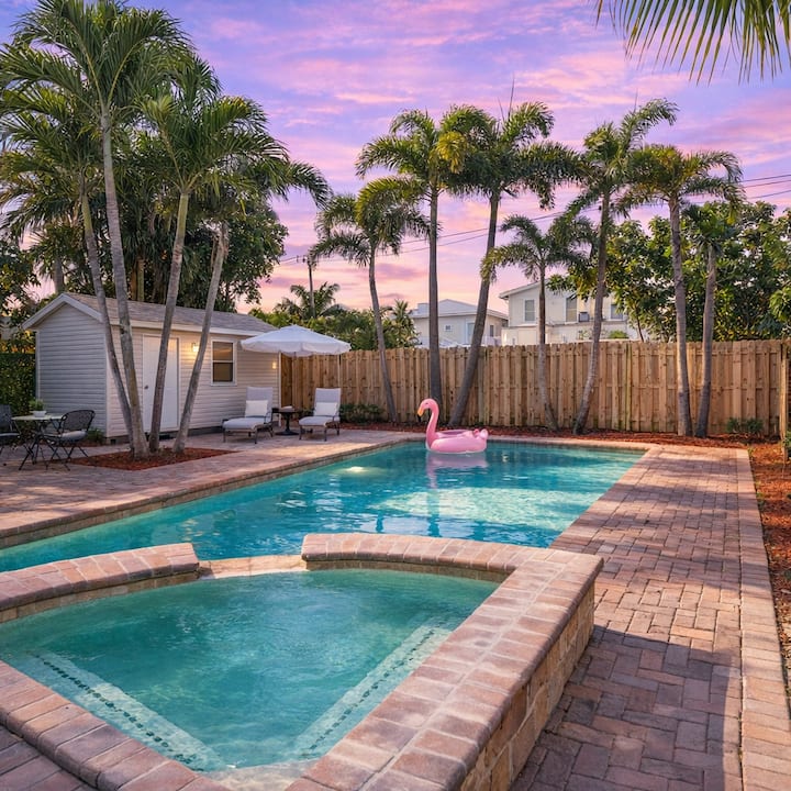 Chic Boho 3br Escape | Pool & Fun Outdoors - West Palm Beach, FL