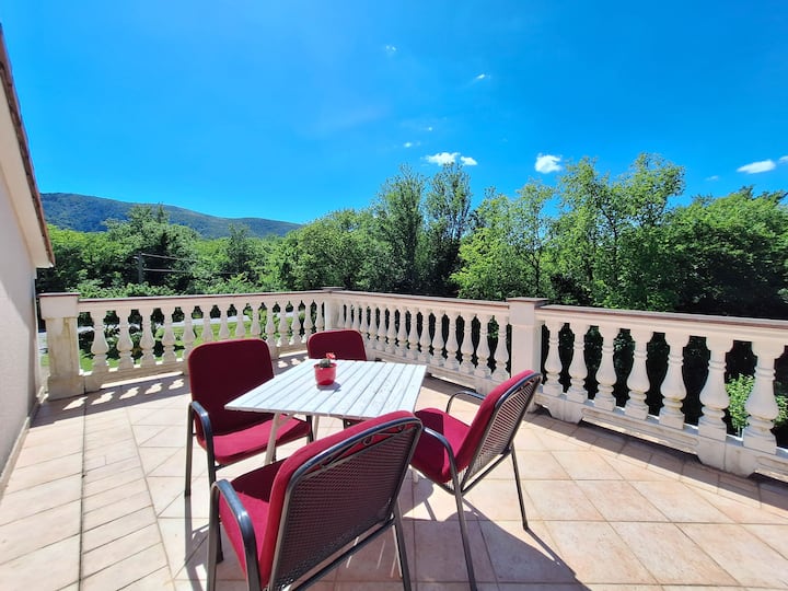 Appartement Nenad (97147-a1) - Kraljevica