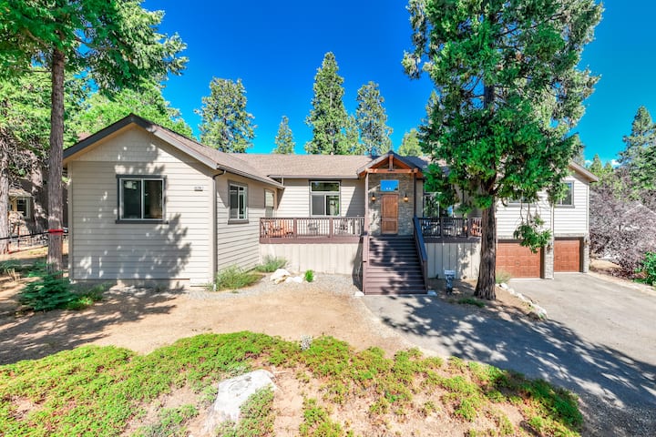 Leopard Lily Lodge ~ Luxe Stays: 2 Suites + Ac - Shaver Lake, CA