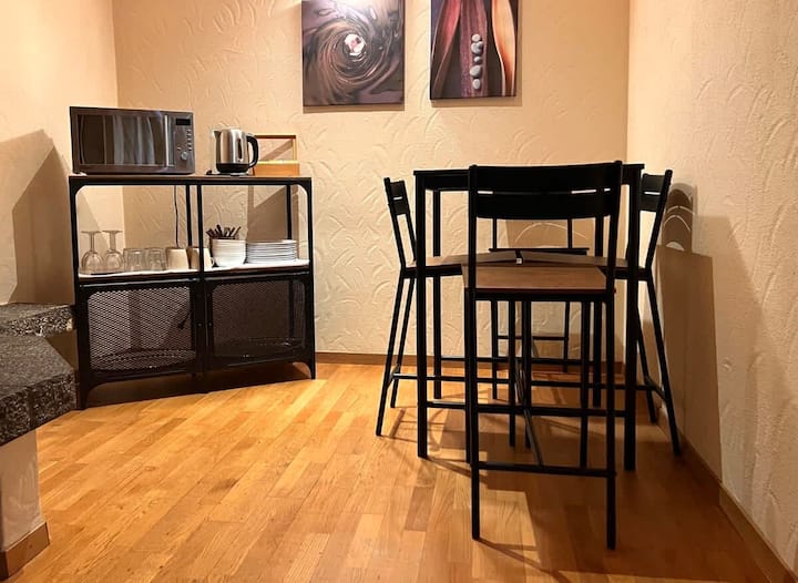 Chalet Rosa - Double Room With Waterfall View 2 - Lauterbrunnen