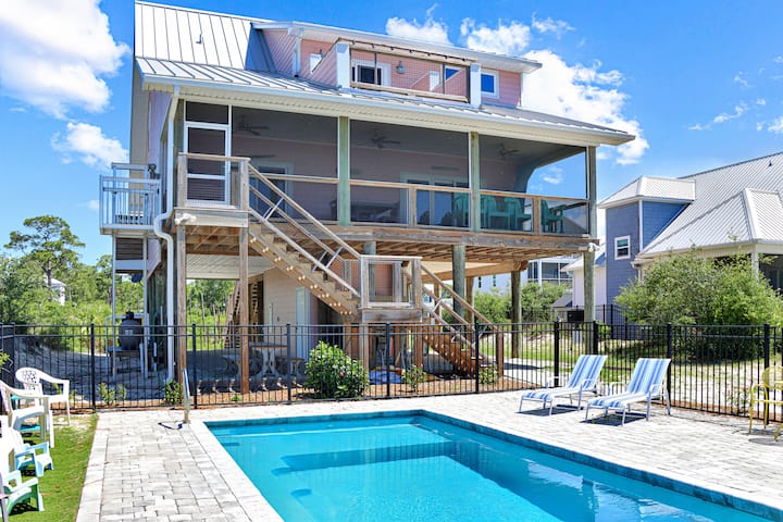 Turtle Town: View | Private Pool | Screen Deck - Cape San Blas, FL