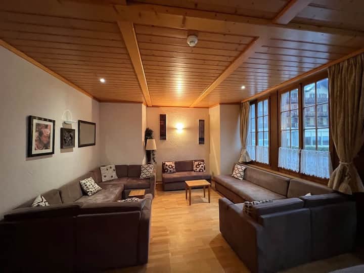 Chalet Rosa - Quadruple Room With Mountain View 3 - Lauterbrunnen