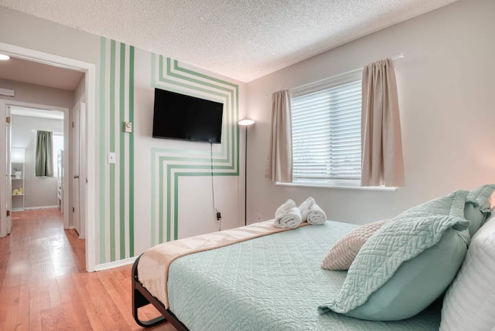 Unita/coffeebar/freeparking/nearbase/nearairport - Colorado