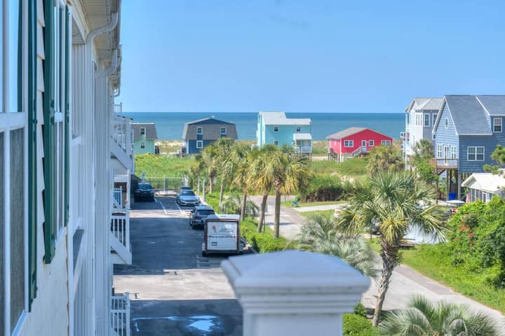 Ocean Walk 6303-the Old Men And The Sea-sters - Caswell Beach, NC