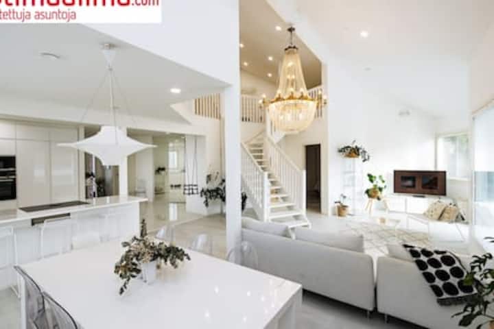 Puolatie 5 · Kotimaailma - Hieno Asunto Saunalla - Seinäjoki