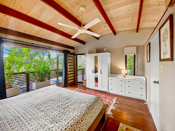 Tree-tops - Luxury Coastal Villa With Plunge Pool - Evans Head