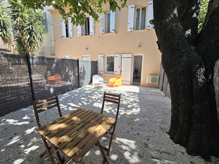 Gregbnb - Studio 17m2 - Grande Terrasse - Clim - Toulon