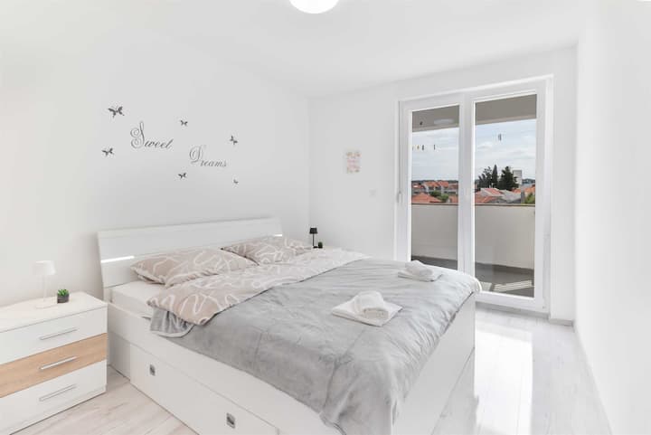 Appartement Confortable Et Moderne Luce - Zara