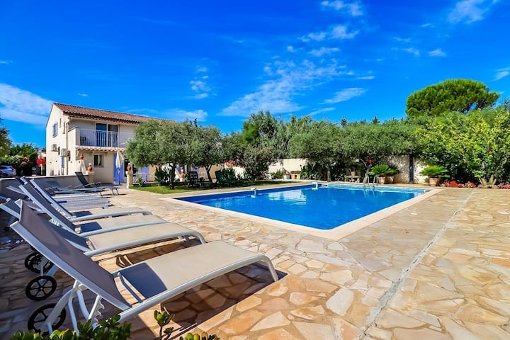 Côté Oliviers 6p - Appt Avec Piscine Partagée - Beaucaire