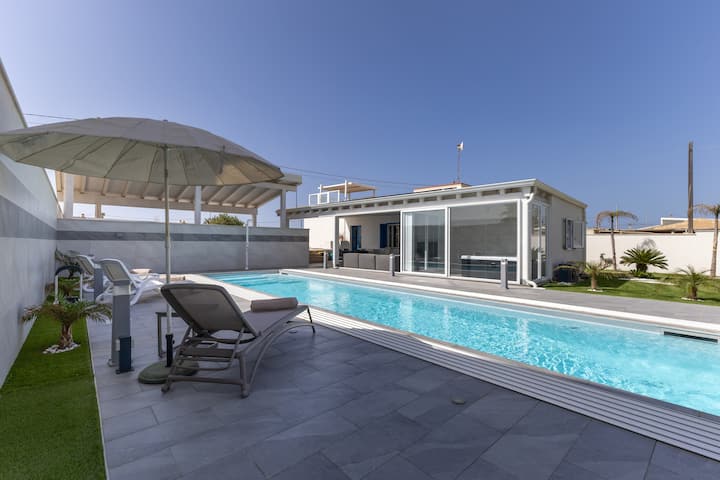 Villa Maria Con Piscina Riscaldata - Pozzallo