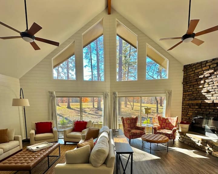 Warm And Inviting Home On The Golf Course! - Hot Springs Village, AR