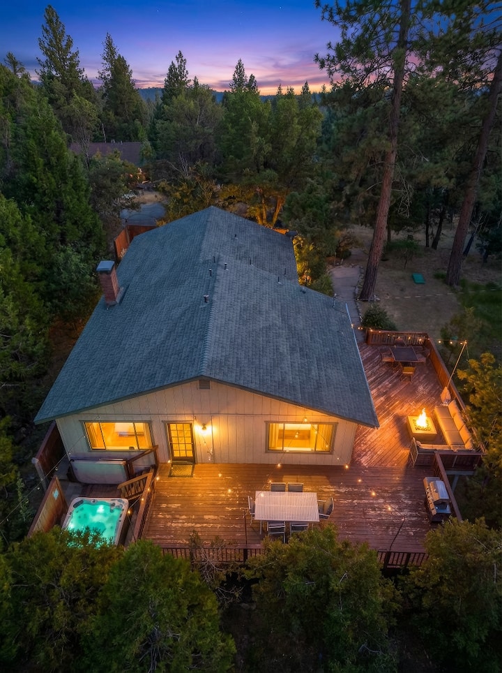 Game Room | Hot Tub | Fire Pit | 25 Min 2 Yosemite - Fish Camp, CA