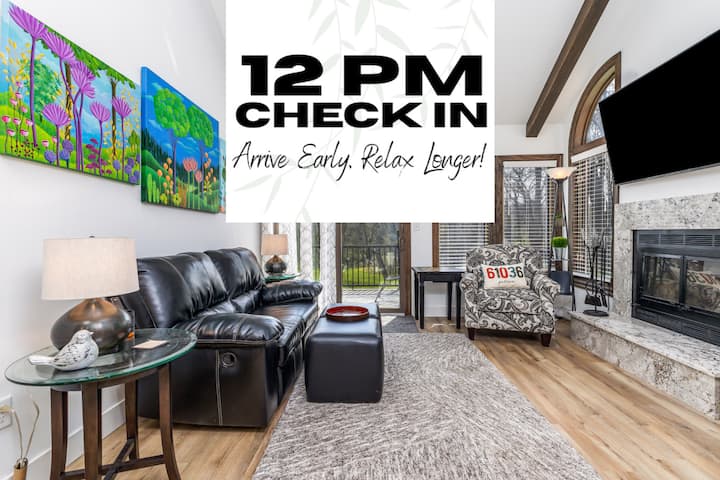 12pm Check In | Spring Creek Fairway Luxe Retreat - 벨레뷰