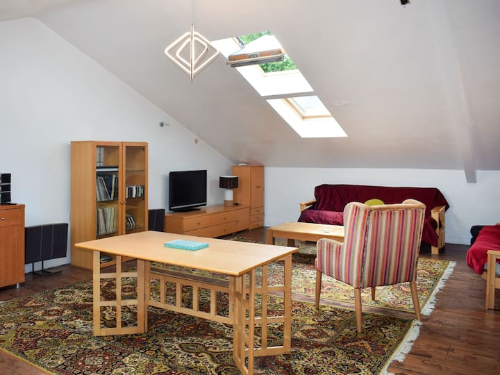 The Barn - Brighton and Hove