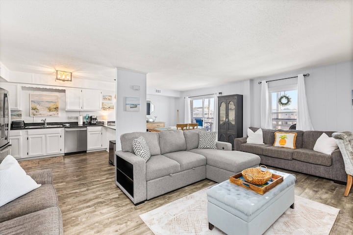 Bradley Bayfront Condo - Ocean City, MD